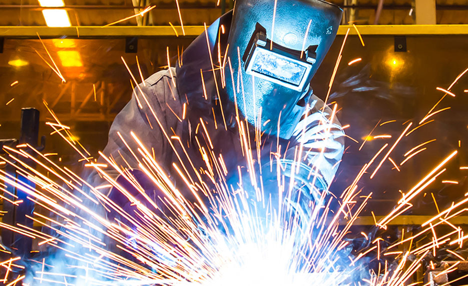 Online Welder Technician w VR Training (VR Headset v3 Included) from Rowan University